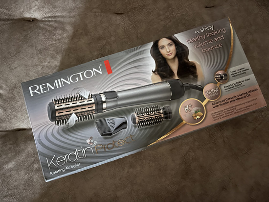 Remington keratinska rotirajuća četka