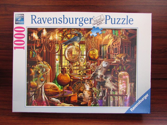 Puzzle Ravensburger 1000 delova (Merlin`s Laboratory)