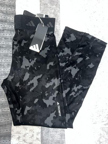 ADIDAS PERFORMANCE Techfit Camo Leggings S NOVO