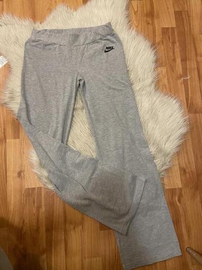 Nike Low waist trenerka