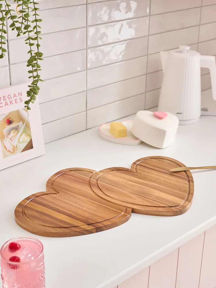 Srce Shaped Serve Board