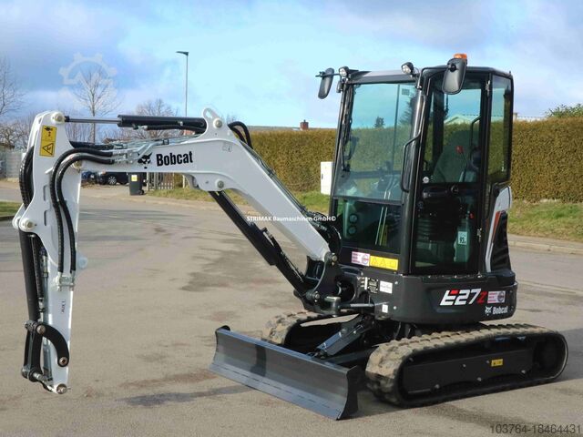 Mini bageri
Bobcat E27z