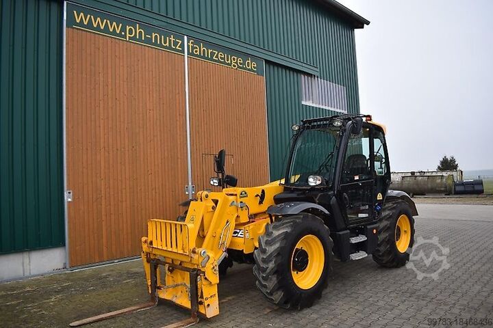 Teleskopski rukovaoci
JCB 531-70 Agri