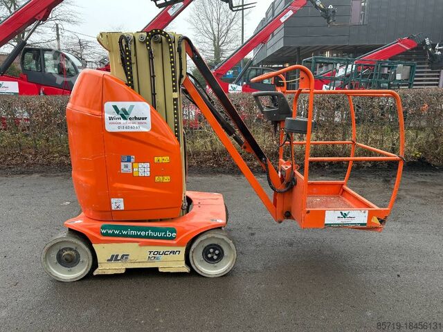 Artikulisan teleskopski bum lift
JLG Toucan 10 E