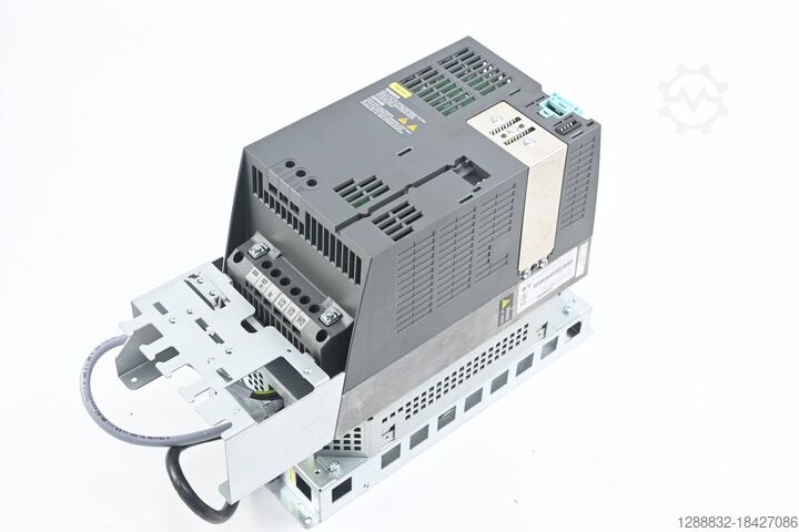 Modul
Siemens 6SL3210-1SE21-0AA0 + 6SL3201-0BE12-0AA0