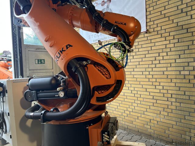 Industrijski robot
KUKA KR500-2 KRC2 ED05