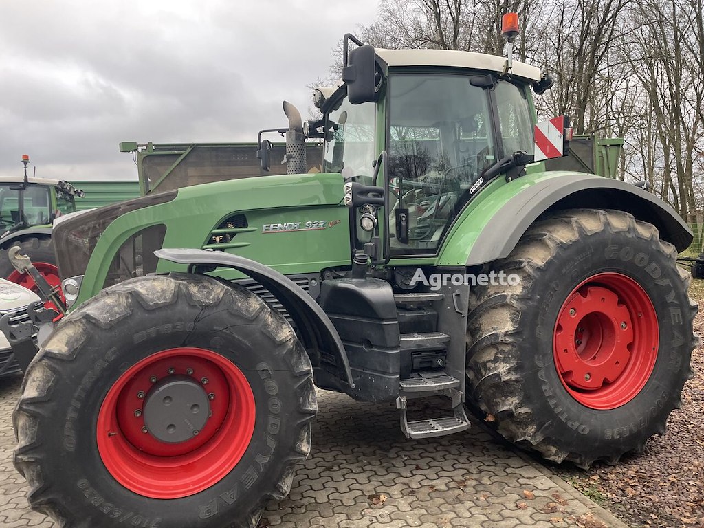 Fendt 927 Vario traktor točkaš