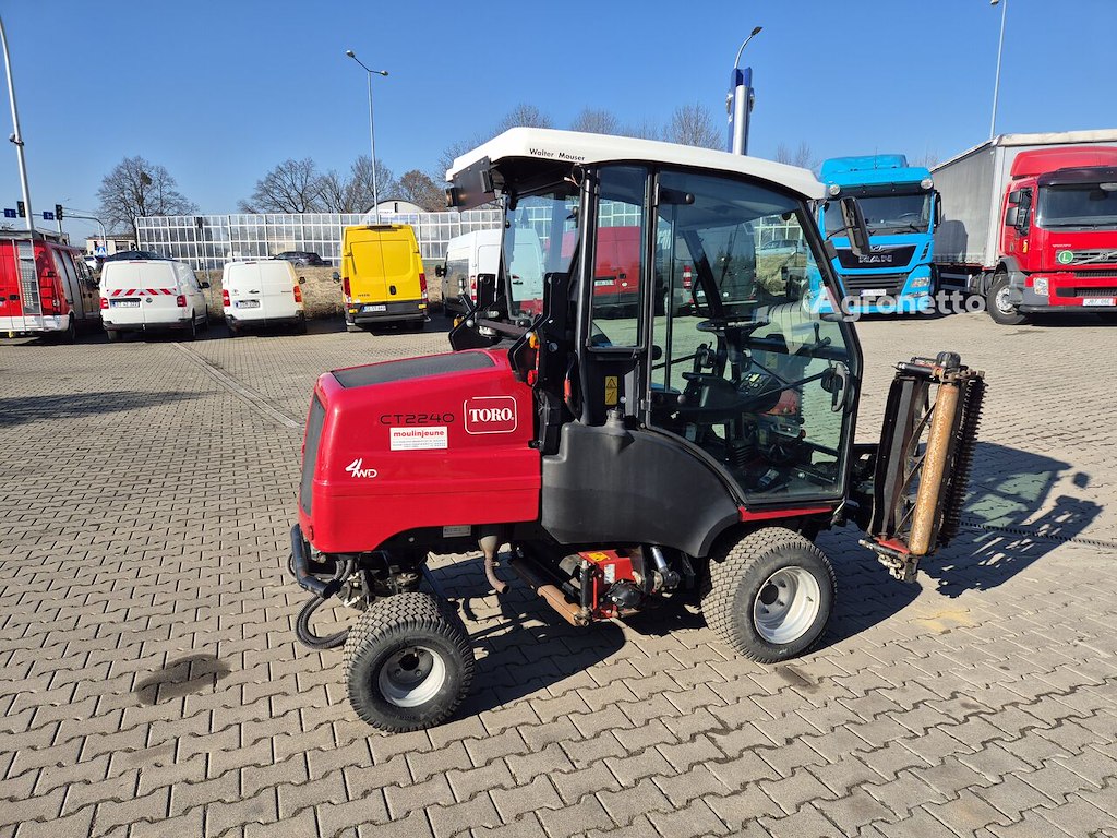 Toro CT2240 / 4WD / LIKE NEW! / ONLY 1681MTH traktor kosilica