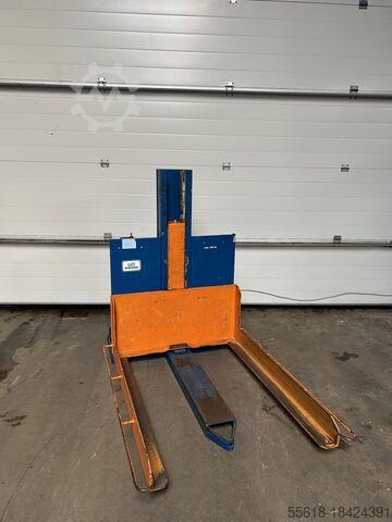 Paletizator
elektrische pallet heftafel 500KG/1000KG