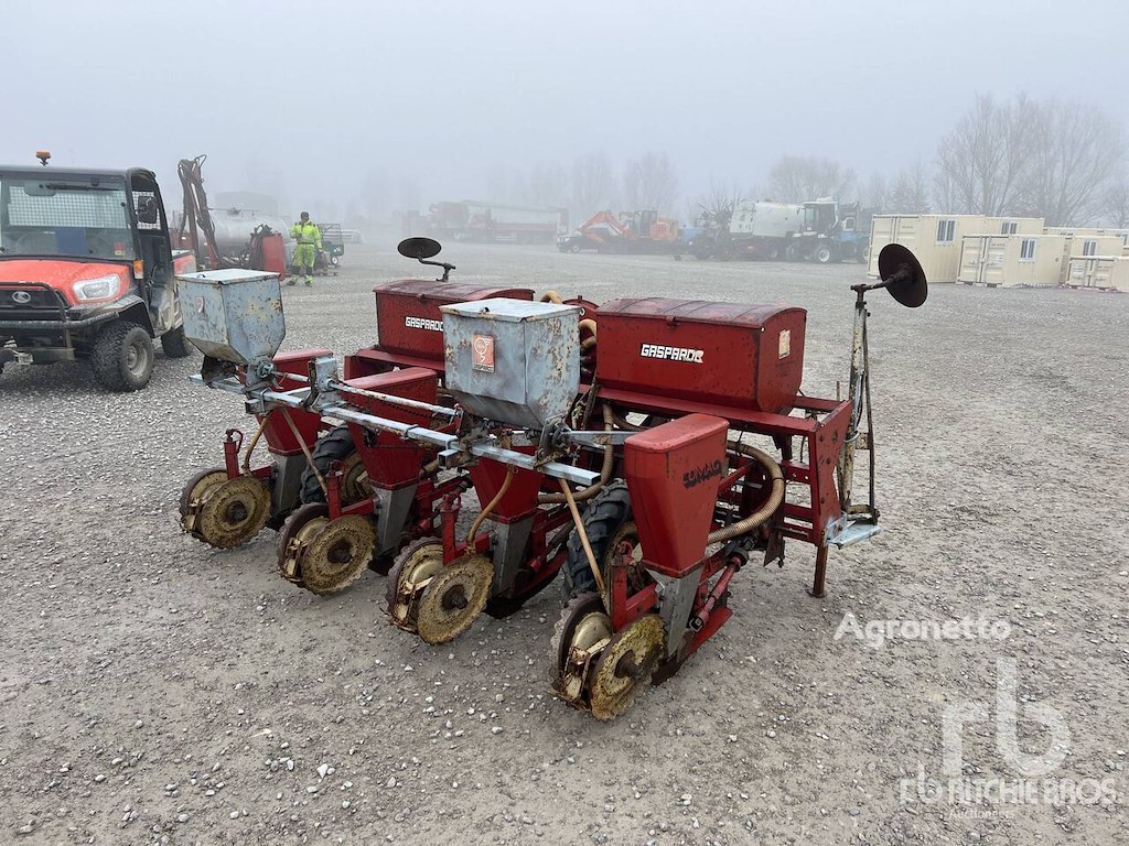 Prodaje se Maschio GASPARDO Pneumatic 4 Rows mehaničku sejalicu na aukciji