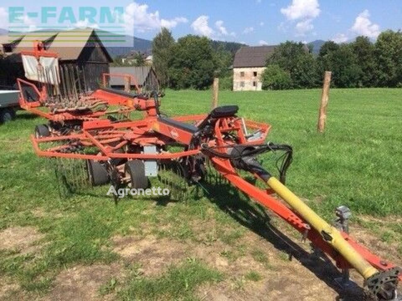 Kuhn ga 6632 prevrtač sena