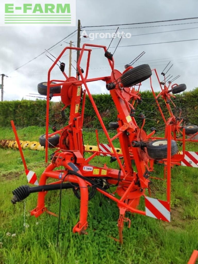 Kuhn gf5902 prevrtač sena