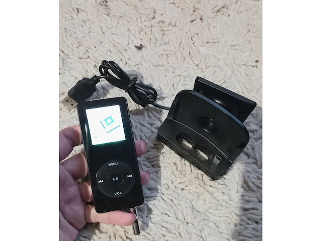 Mp3 i Mp4 plejer crne boje