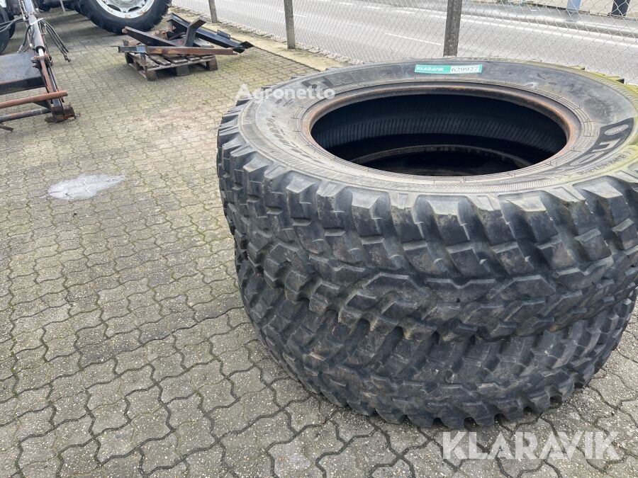 Prodaje se Nokian 480/80 R 34 gumu za poljoprivredne prikolice na aukciji