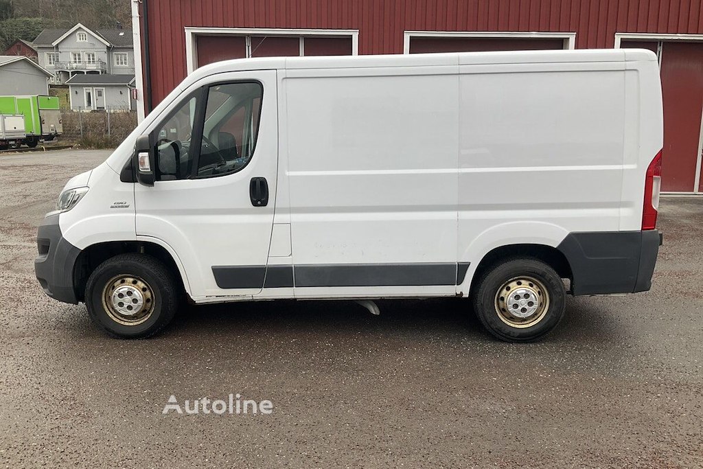 Prodaje se FIAT Ducato minibus furgon na aukciji