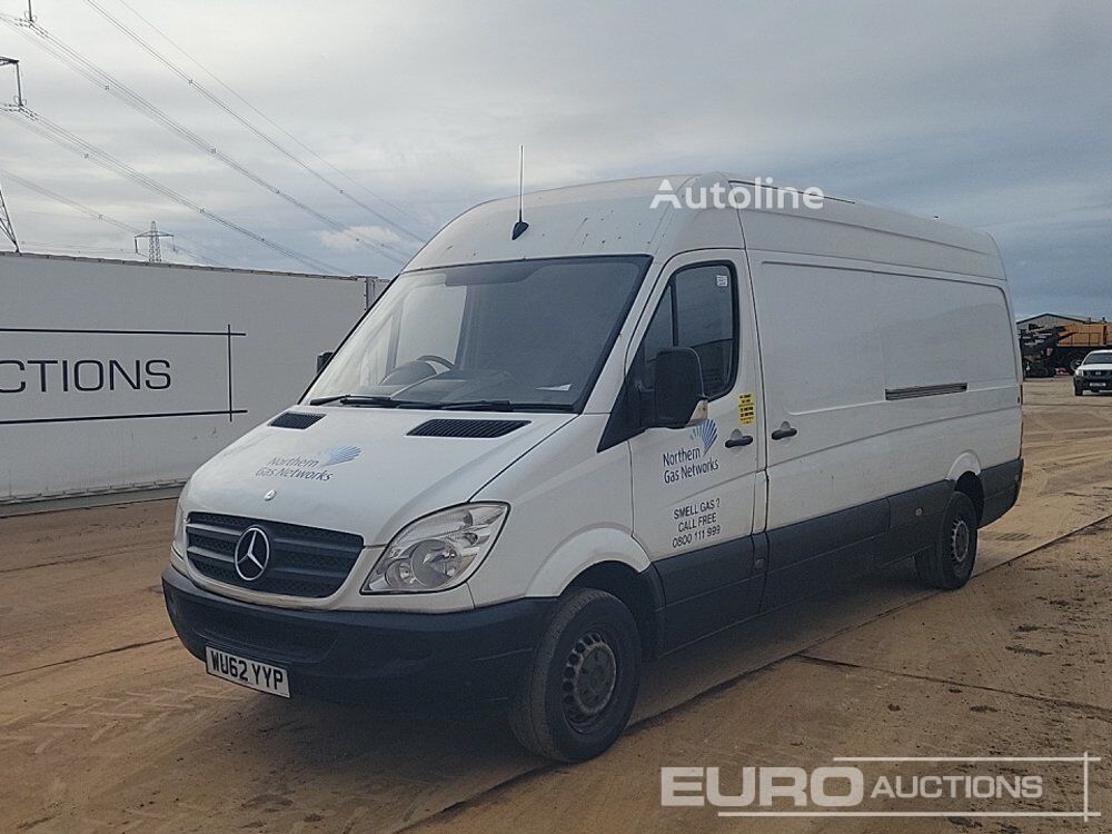 Prodaje se Mercedes-Benz Sprinter minibus furgon na aukciji