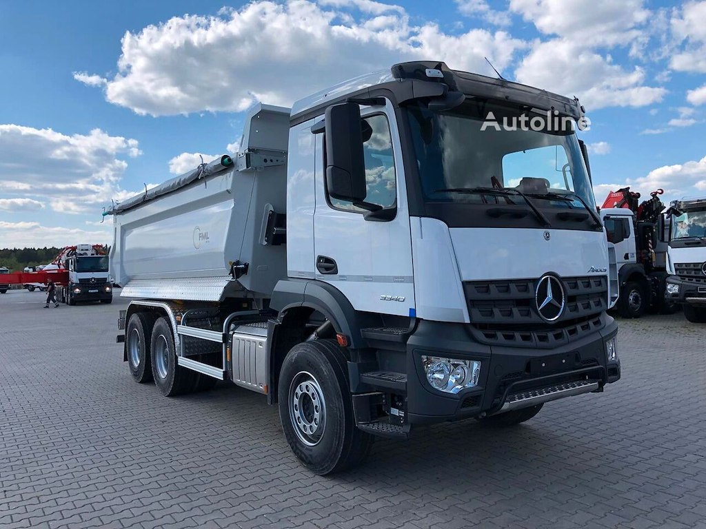 Novi Mercedes-Benz AROCS 3340 kiper