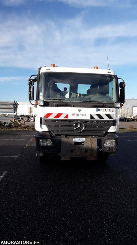 Prodaje se Mercedes-Benz ACTROS kiper na aukciji