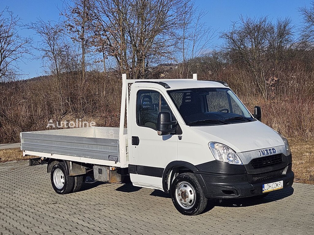IVECO Daily 35c-15 Skrzynia 3.80M ! Bez Korozji ! 3.0 HPI ! kamion s ravnom platformom < 3.5t