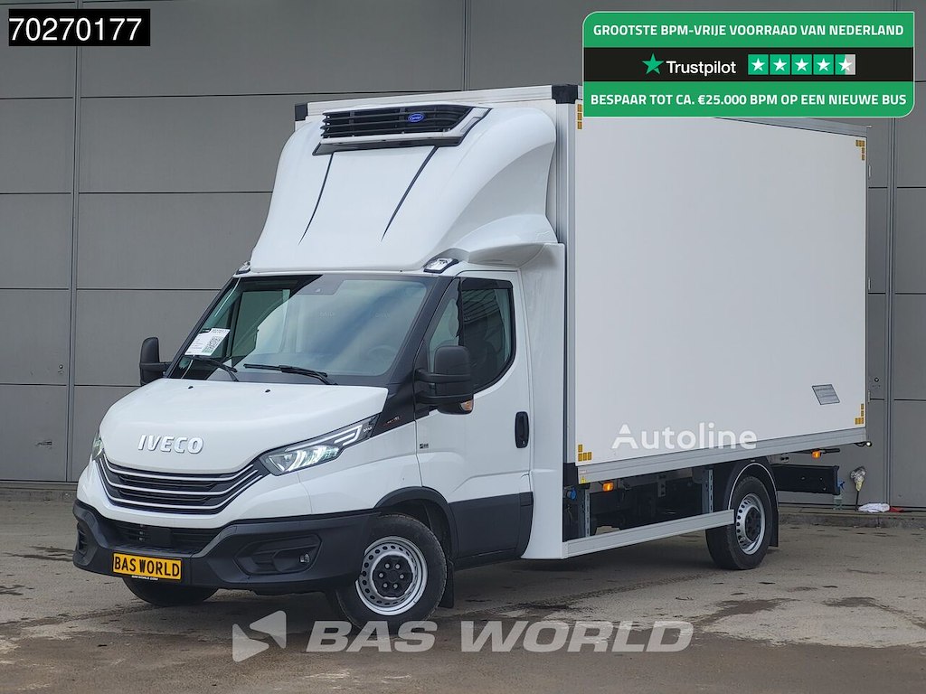 IVECO Daily 35S18 3.0L Koelwagen Carrier Xarios 300 230V stekker Zijde kamion hladnjača < 3.5t