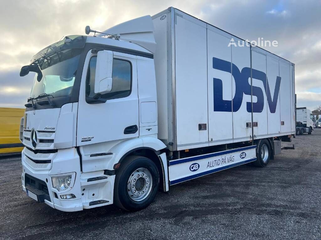 Mercedes-Benz Antos 1833 4x2 serie 7572 Euro 6 kamion furgon