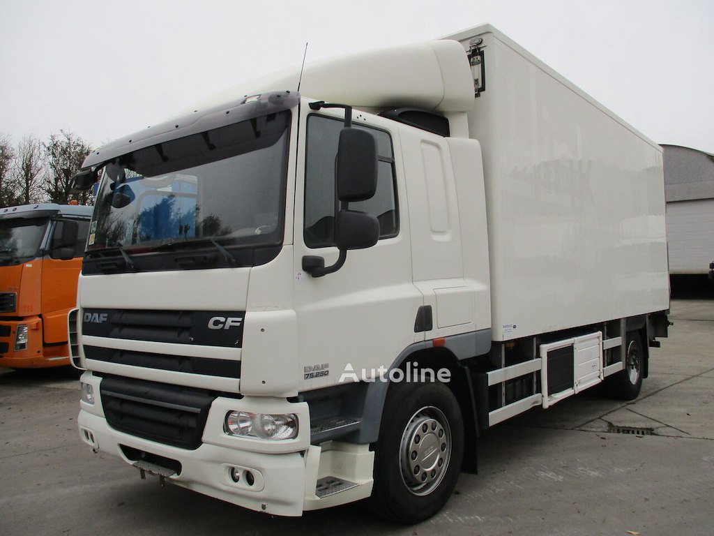 DAF CF 75 250 kamion furgon