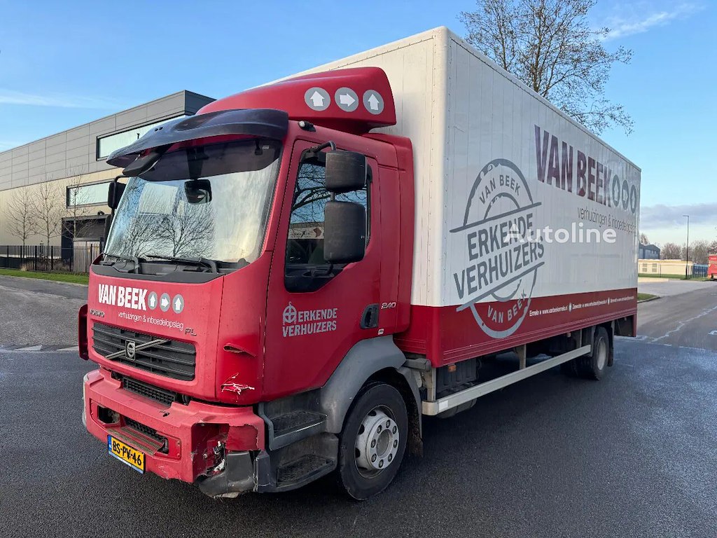 Volvo FL 12 FL 12.250 4X2 LITTLE DAMAGE kamion furgon