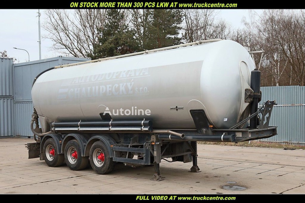 Spitzer 2745 CAL, 45 m3, LIFT AXLE, BPW 9 T, HYDRAULICS poluprikolica autocisterna