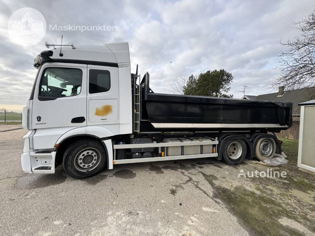 Mercedes-Benz Actros 2553 L kamion rol kiper