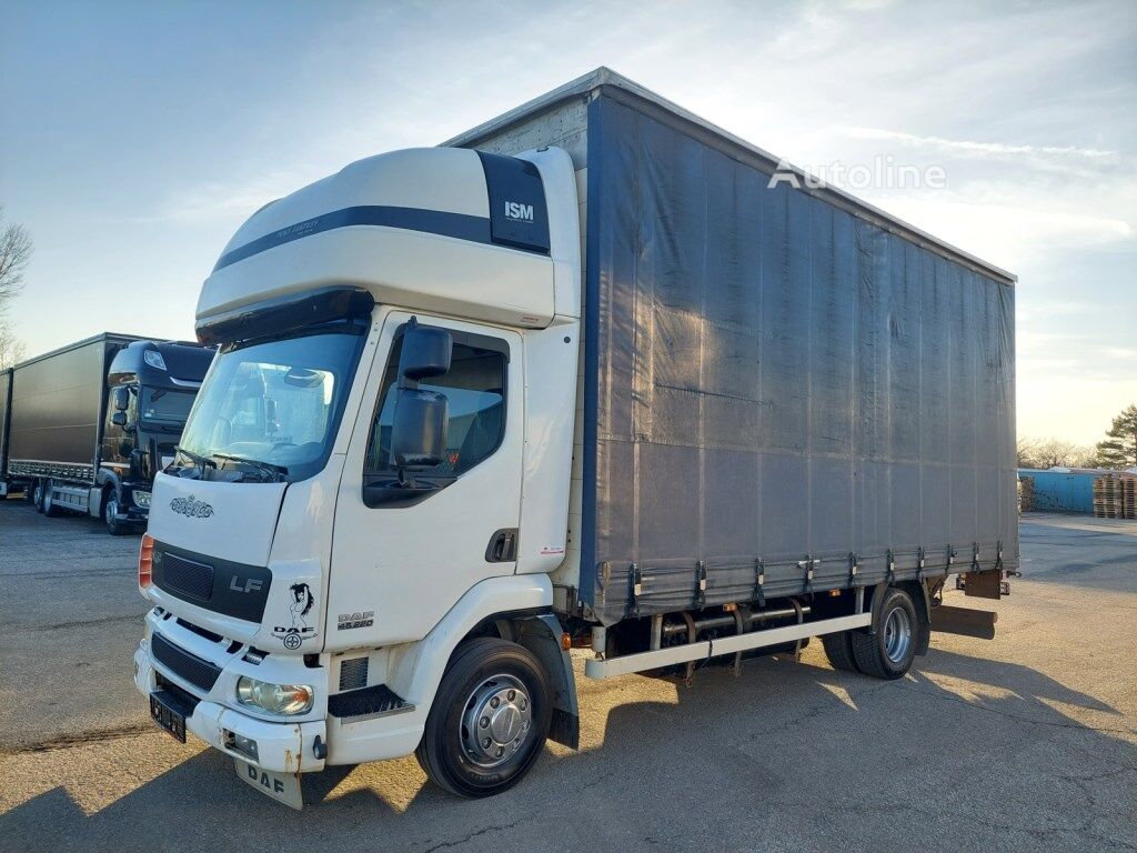 DAF FA LF 45.220 E12 4x2 kamion sa klizna zavesa cerada