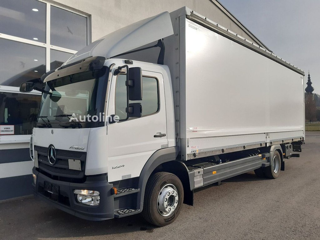 Mercedes-Benz Atego 1224L LBW AHK Schiebeplane links kamion s ceradom