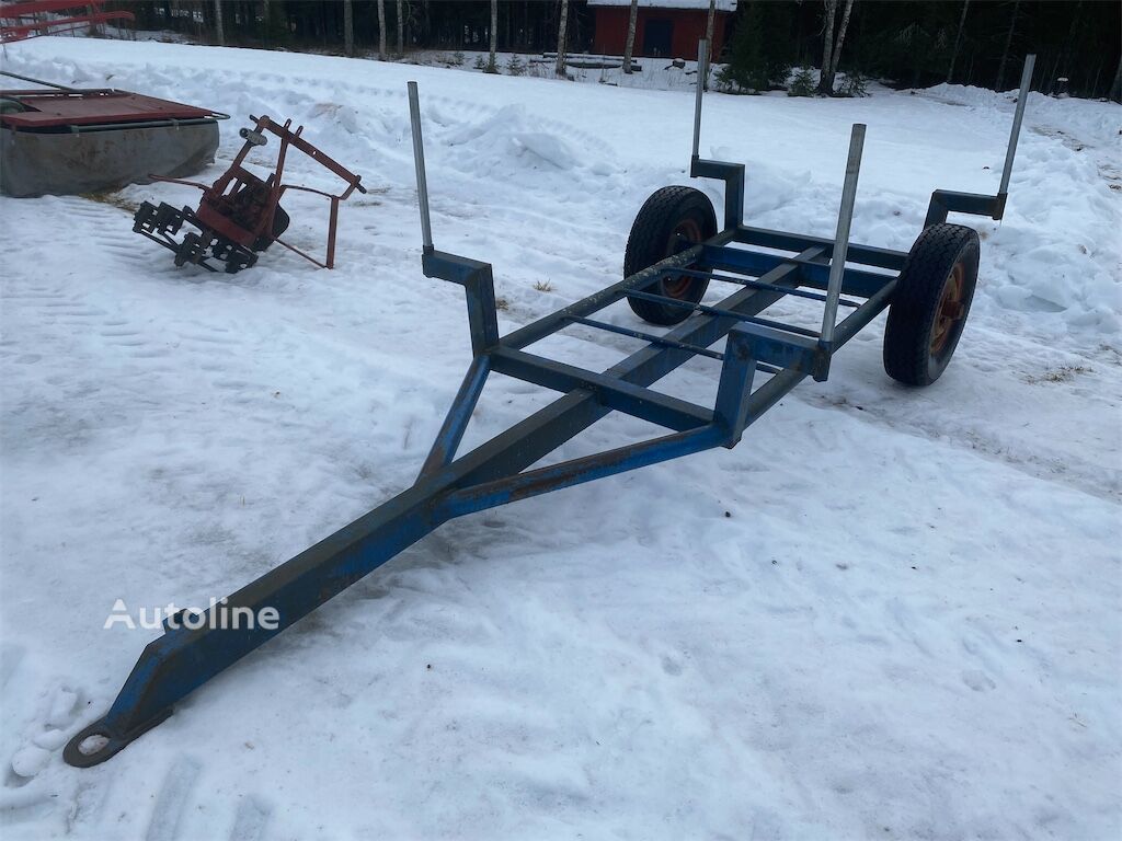 Prodaje se Traktordrag šumarsku prikolicu na aukciji