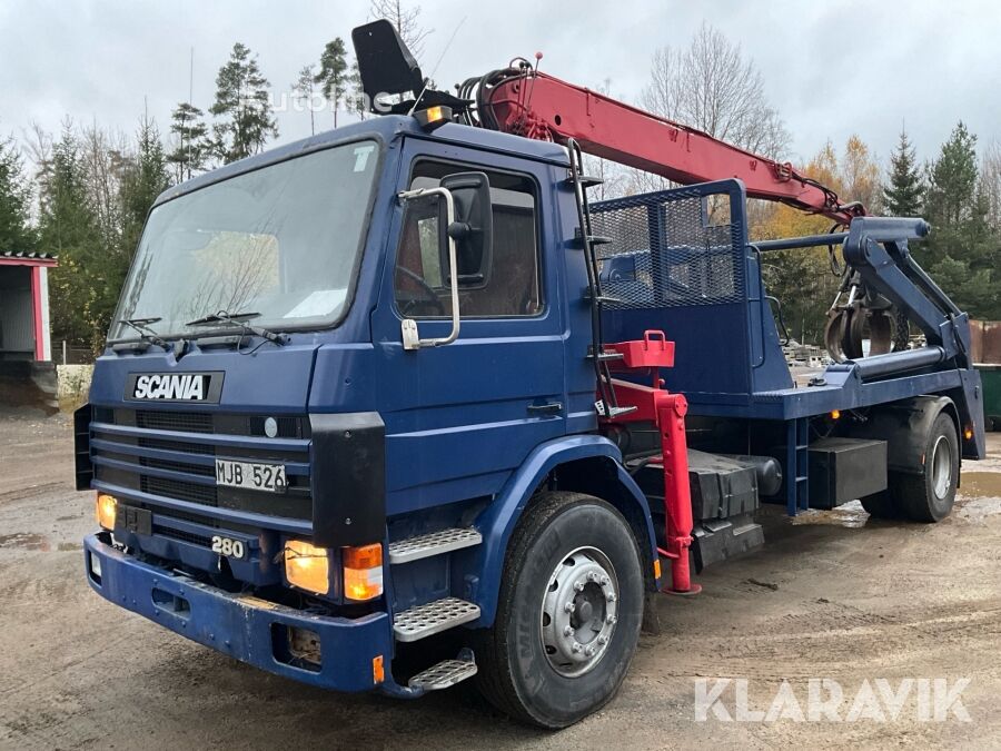 Prodaje se Scania P92m podizač kontejnera na aukciji