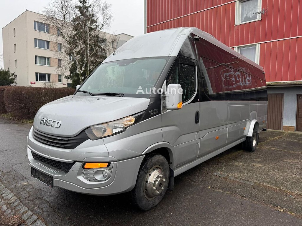 IVECO CUBE turistički autobus