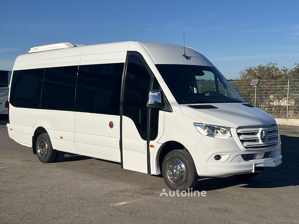 Novi Mercedes-Benz Sprinter 517 putnički minibus