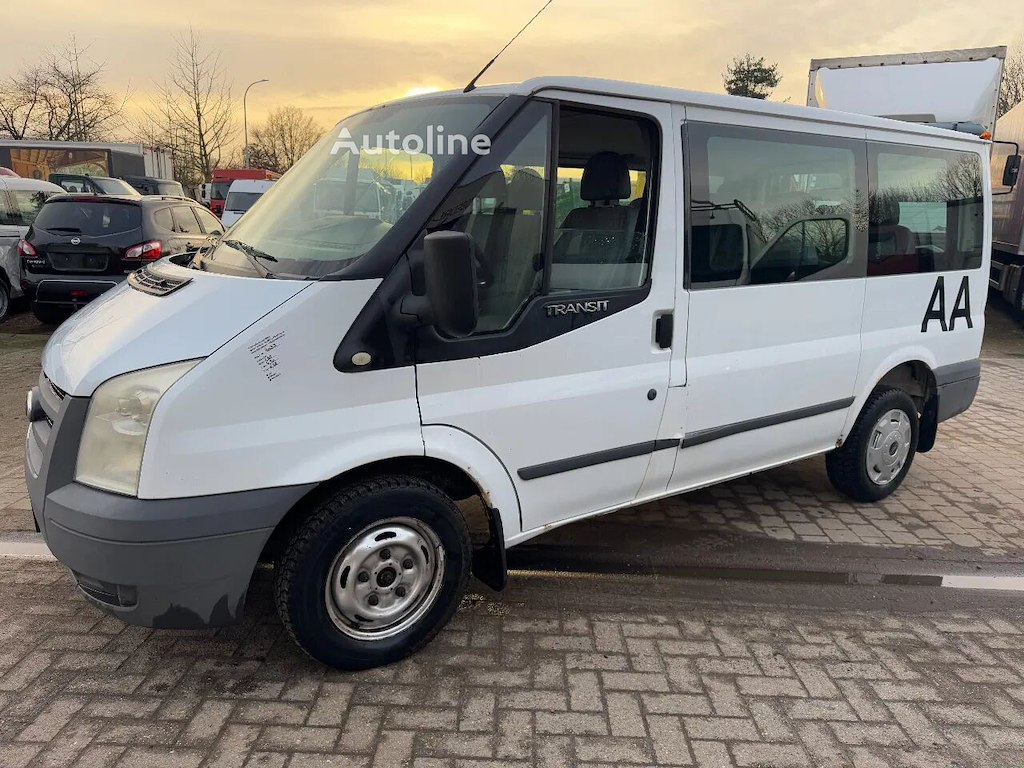 Ford **9PLACES-9SEATS** putnički minibus