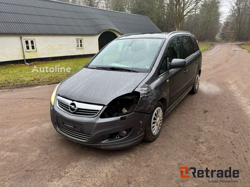 Prodaje se Opel Zafira 1,7 cdti minivan na aukciji