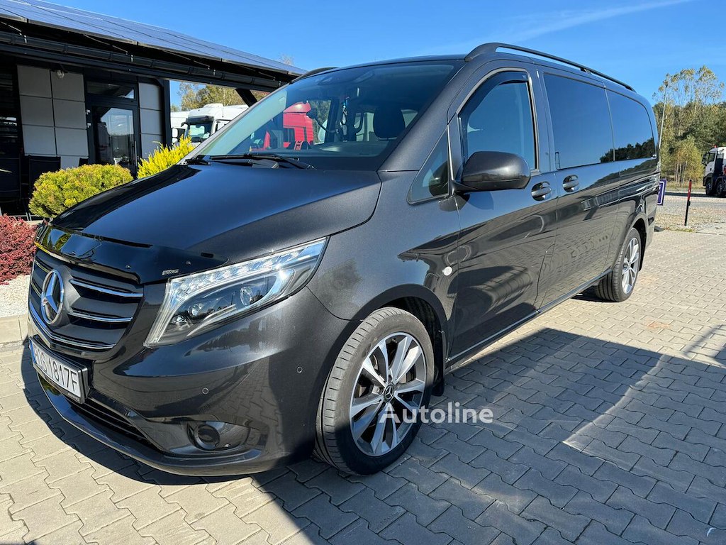 Mercedes-Benz VITO minivan