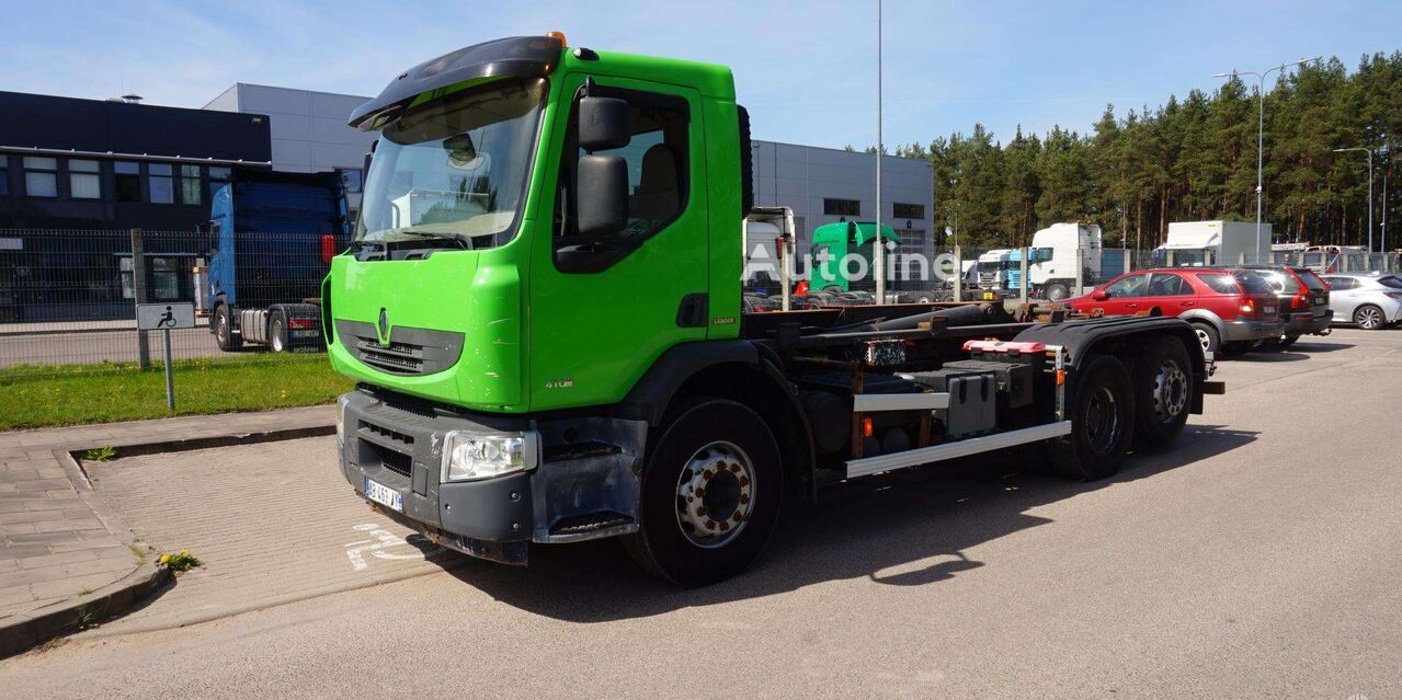 Renault Premium pres kontejner