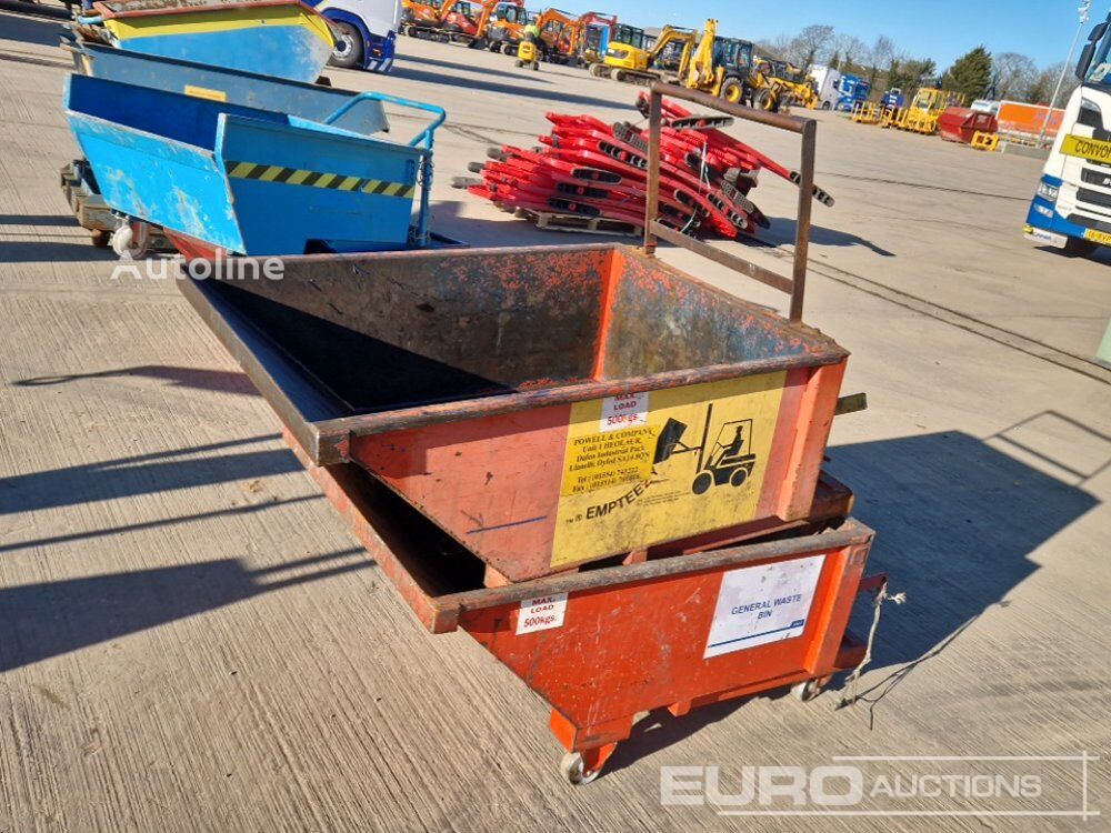 Prodaje se Empteezy Tipping Skip to suit Forklift (2 of) kontejner za glomazni otpad na aukciji