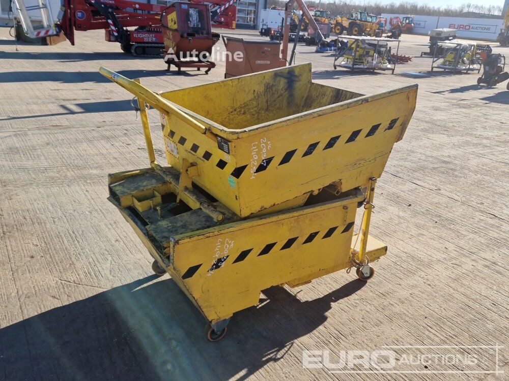 Prodaje se Sall Tipping Skip to suit Forklift (2 of) kontejner za glomazni otpad na aukciji