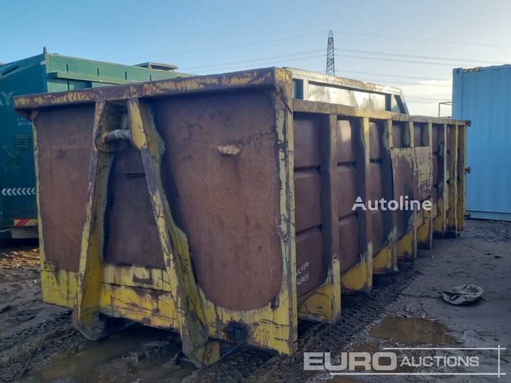 Prodaje se multilift kontejner na aukciji