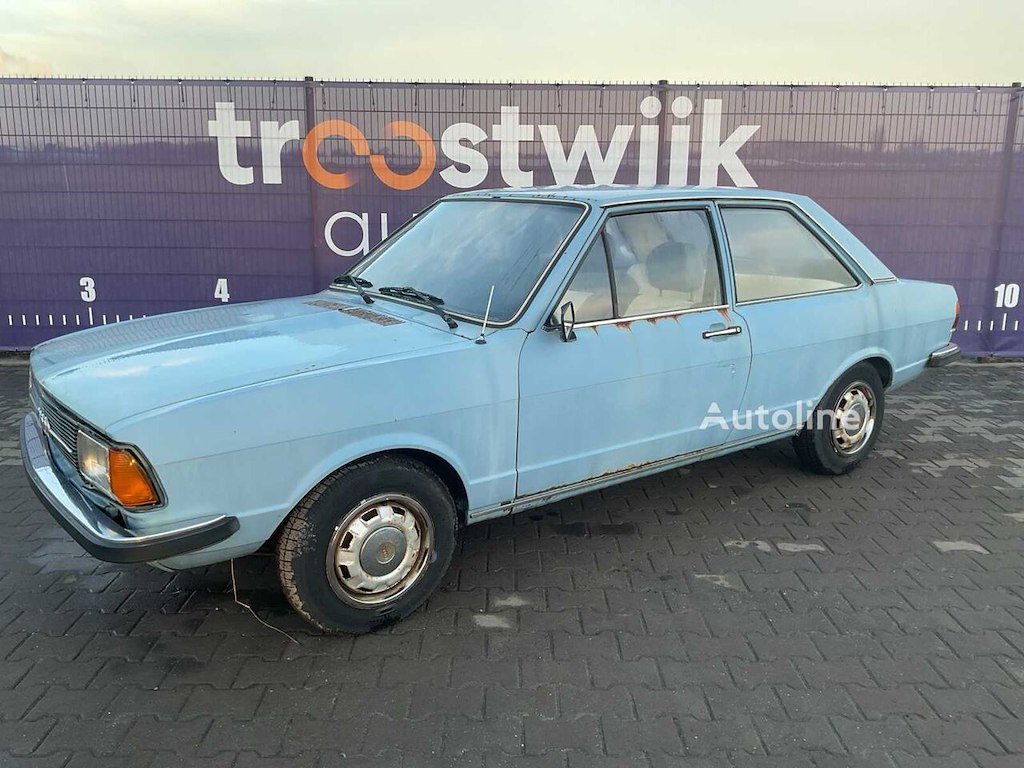 Prodaje se Audi 80 1.3 GLX sedan na aukciji