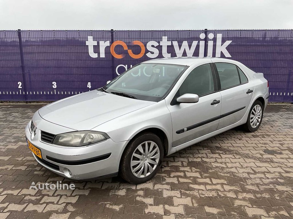 Prodaje se Renault Laguna 1.6-16V Authentique hečbek na aukciji