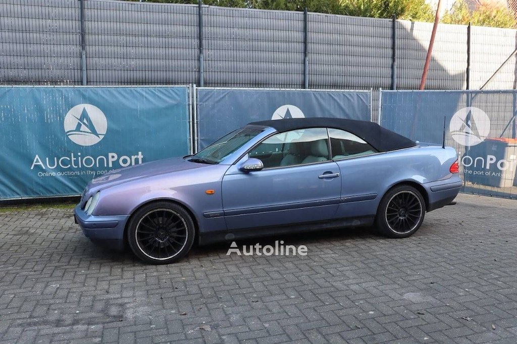 Prodaje se Mercedes-Benz CLK 320 kabriolet na aukciji