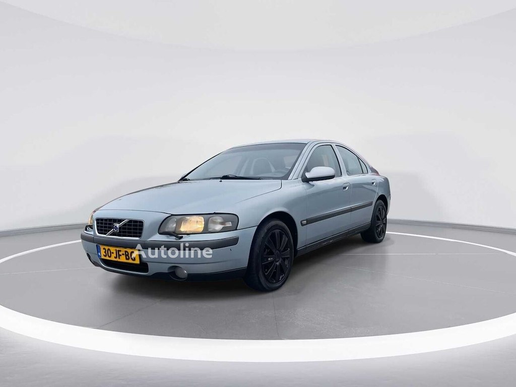 Prodaje se Volvo S60 sedan na aukciji