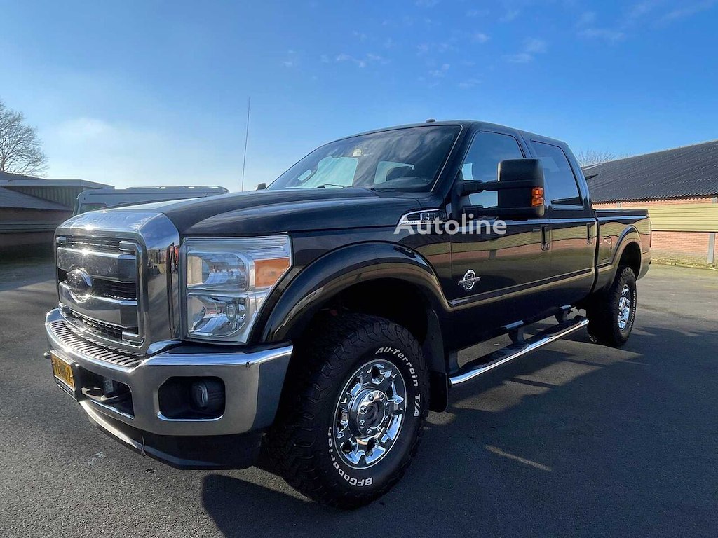 Prodaje se Ford 6.7 Powerstroke B20 F350 pikap na aukciji