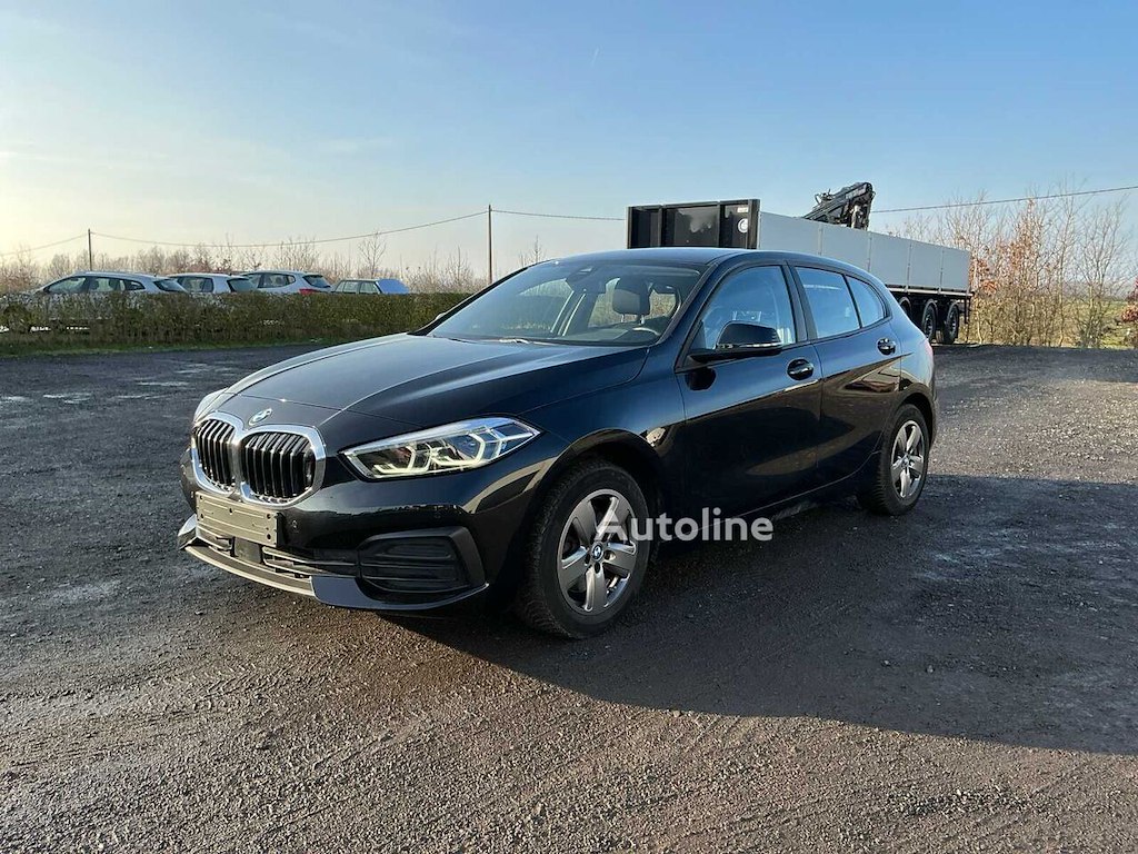 Prodaje se BMW 116D hečbek na aukciji