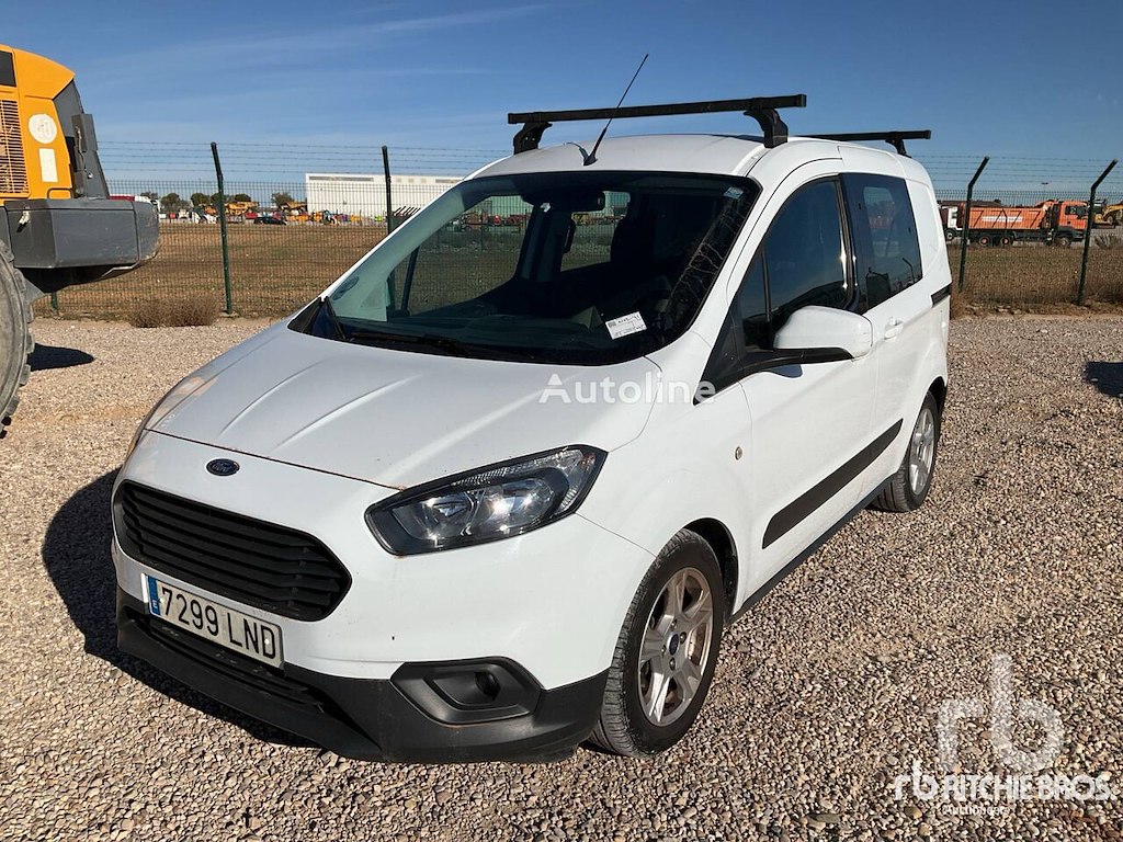 Prodaje se Ford TRANSIT COURIER krosover na aukciji