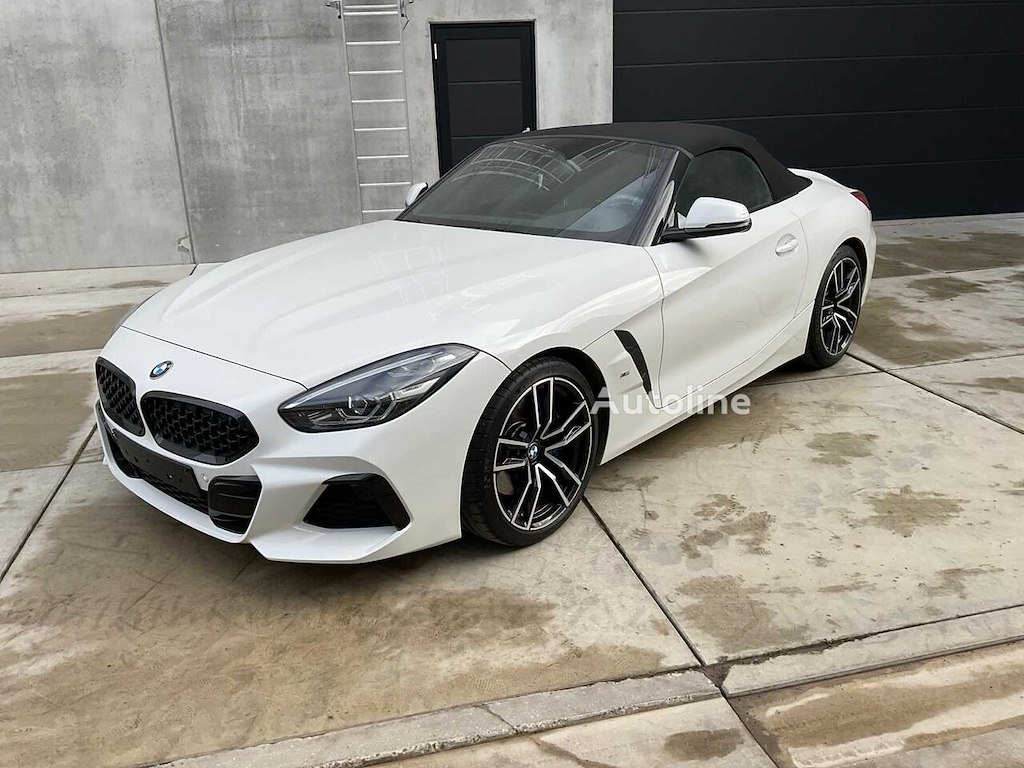 Prodaje se BMW Z4 sDrive30i kabriolet na aukciji